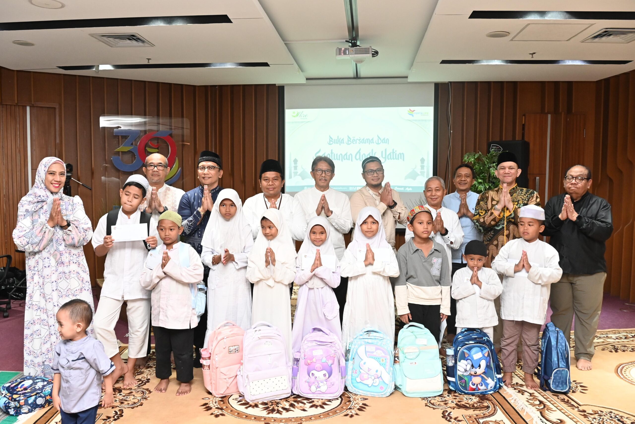 PERTALIFE INSURANCE HOLDS AN IFTAR GATHERING AND PROVIDES DONATIONS TO ...